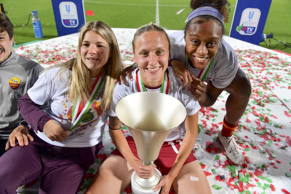Gallery: More great photos from Coppa Italia celebrations! - AS Roma