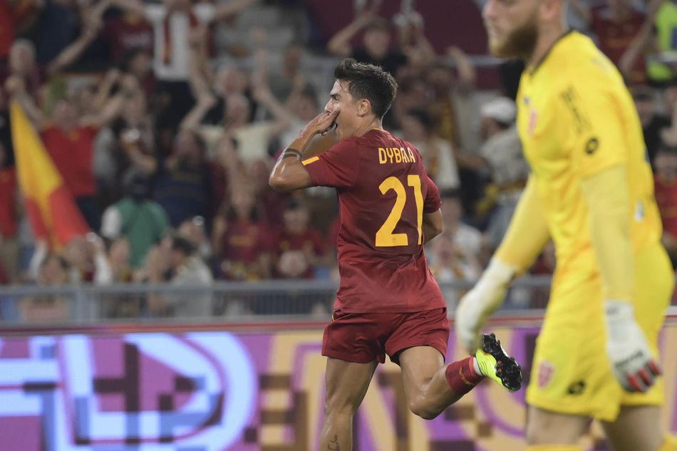 Watch: Dybala's delight after celebrating first Roma goal! - AS Roma