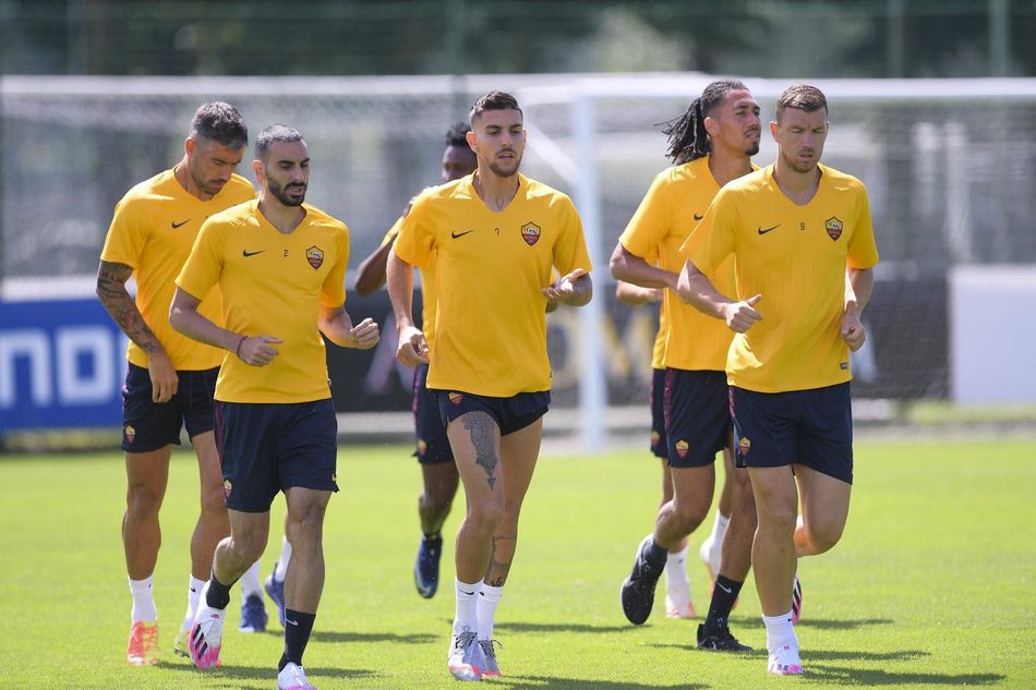 Gallery: Training continues with less than a week to go! - AS Roma