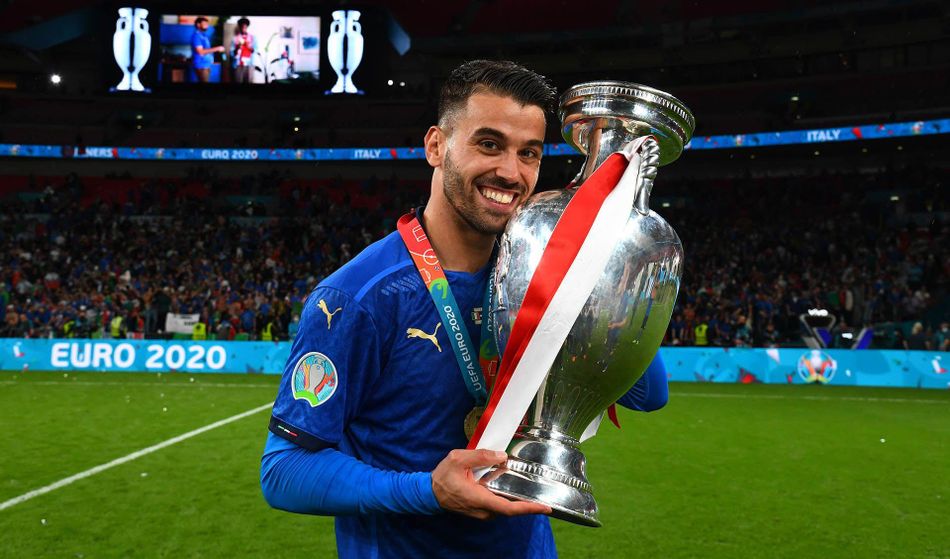 Roma players celebrate as Italy win Euros - AS Roma