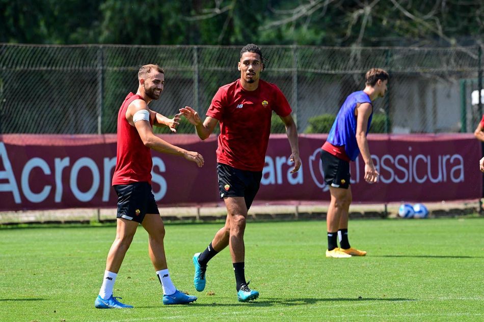 Watch: Clips from Tuesday morning training - AS Roma