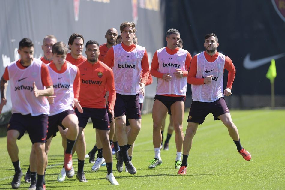 Gallery: 20 photos from Friday morning training - AS Roma