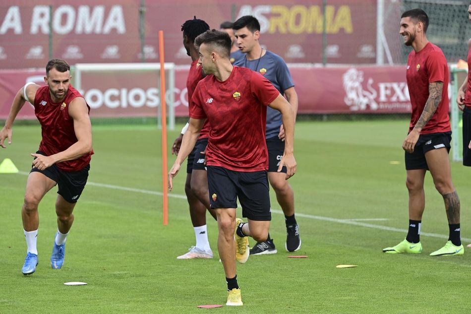 Watch: Footage from Monday training - AS Roma