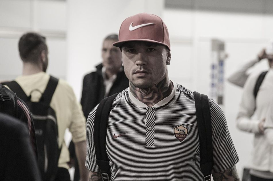 Gallery: Squad arrives in Bologna - AS Roma