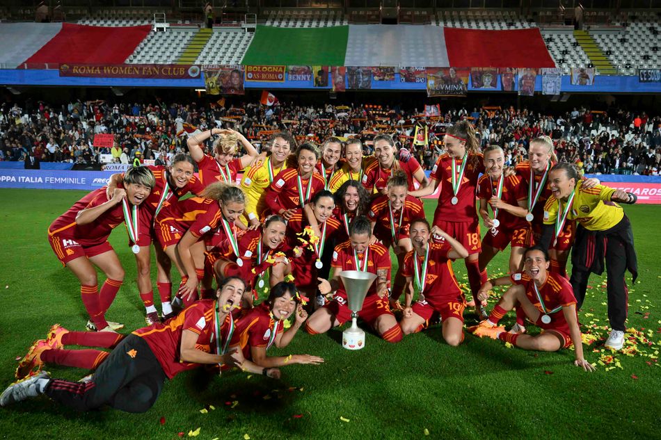 Gallery: Coppa Italia final victory scenes! - AS Roma