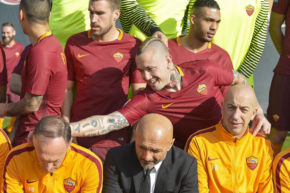 Il backstage della foto ufficiale - AS Roma