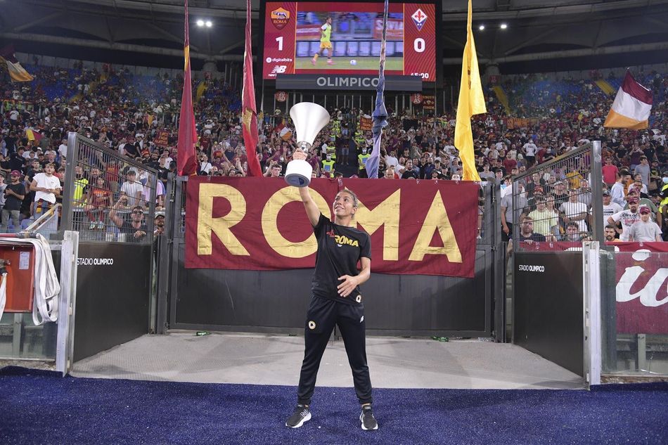 Gallery: Best photos from cup celebrations! - AS Roma