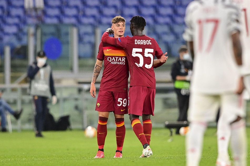 Gallery: 20 best shots from a victory over Man Utd - AS Roma