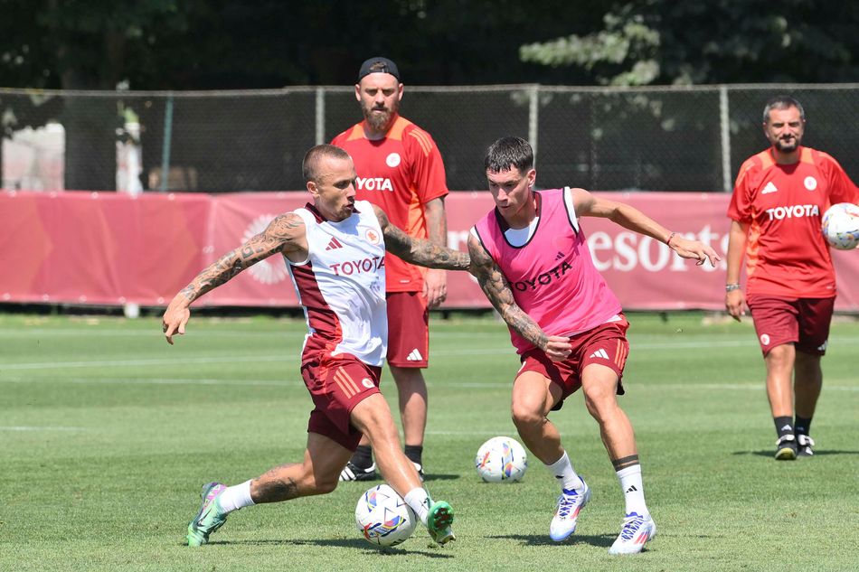 Gallery: Tuesday session featuring Soulé - AS Roma