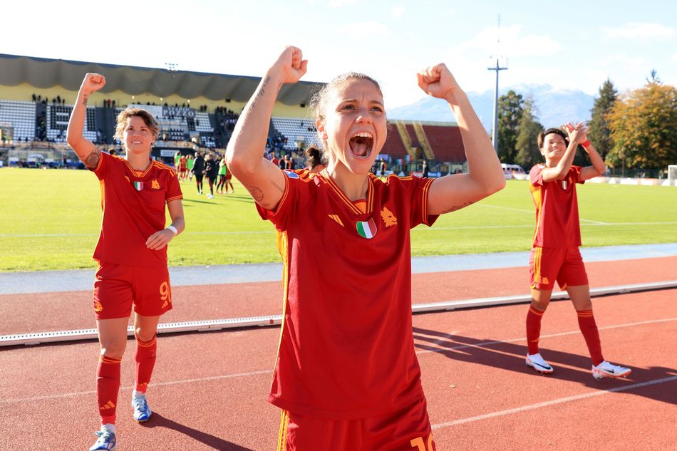 Roma Women 3-1 Juventus: Top of the league! - AS Roma