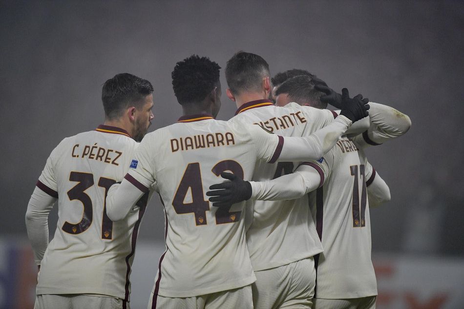 Gallery: 20 best photos from another group stage win - AS Roma