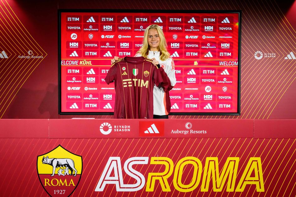 Kathrine Moller Kuhl is a Roma player! - AS Roma