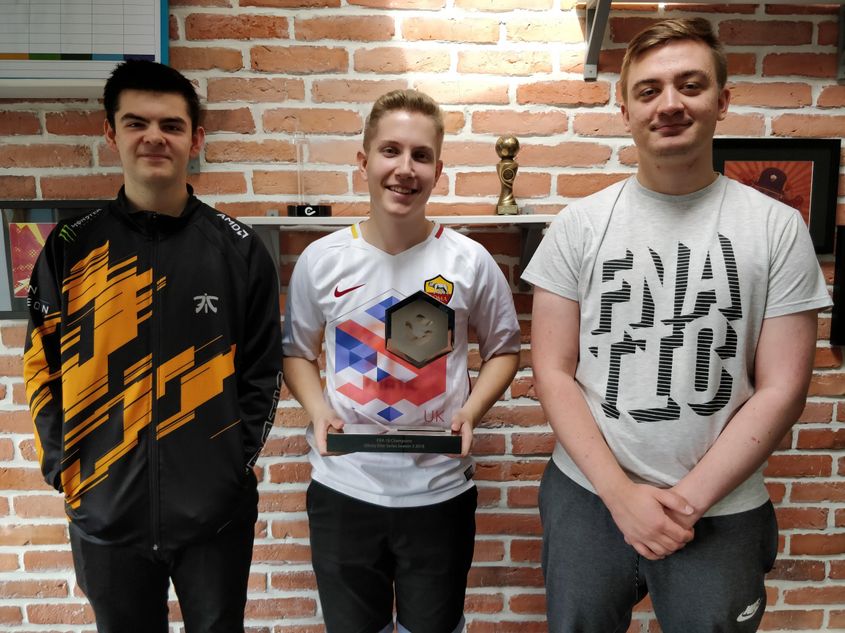 Esports: FIFA team reveal new gaming house - AS Roma