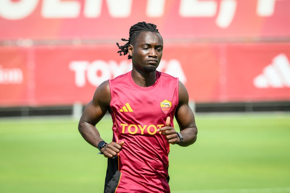 Ebrima Darboe completes permanent move to Bari - AS Roma