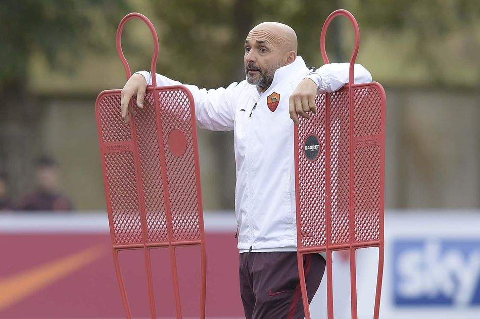 Best 13 images from Friday training - AS Roma