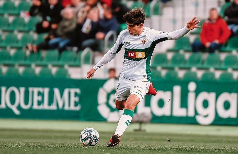 10 Things to Know: Gonzalo Villar - AS Roma