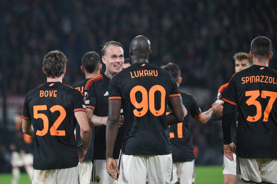 Gallery: First leg draw in Rotterdam - AS Roma