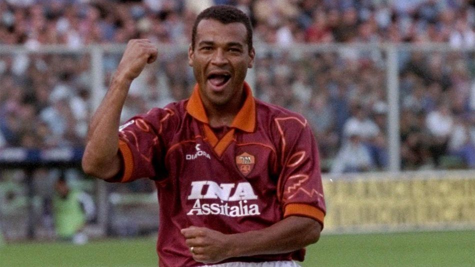 Classic match: Cafu torments Fiorentina during 1999-00 season - AS Roma