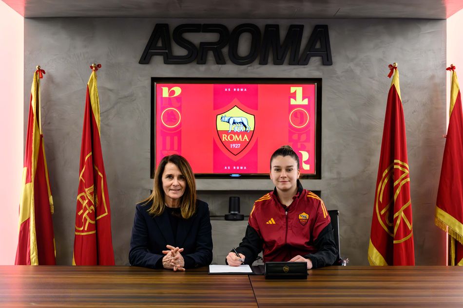 Anna Csiki è una nuova calciatrice giallorossa - AS Roma
