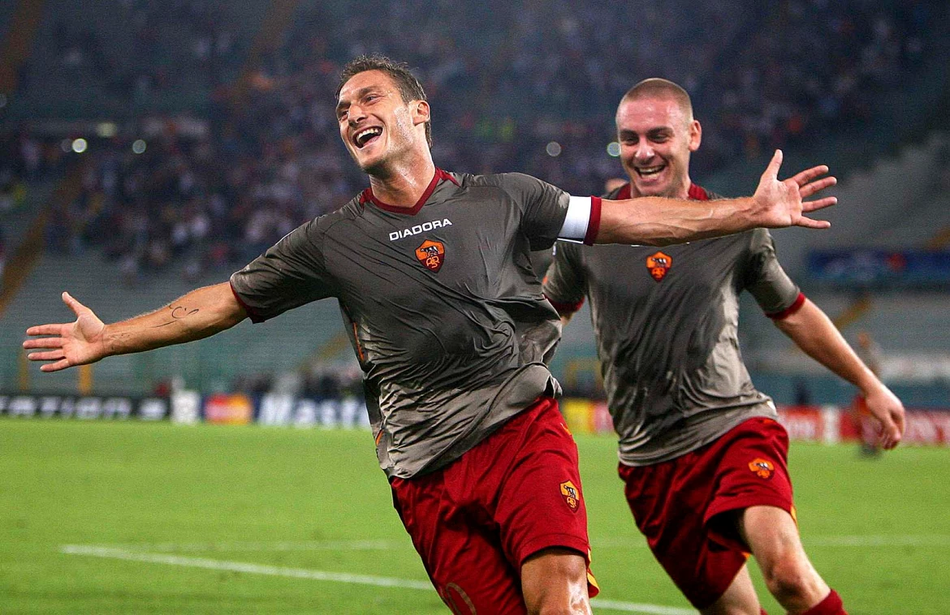 Top 10: i migliori gol della Roma in Champions League - AS Roma