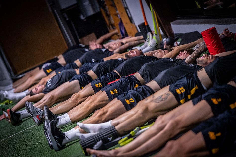 Gallery: Players in Aries collab for Friday training - AS Roma