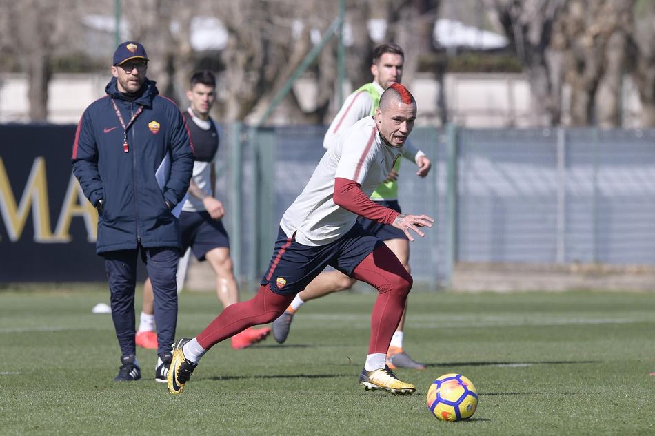 Gallery: Radja debuts new look in Friday training - AS Roma