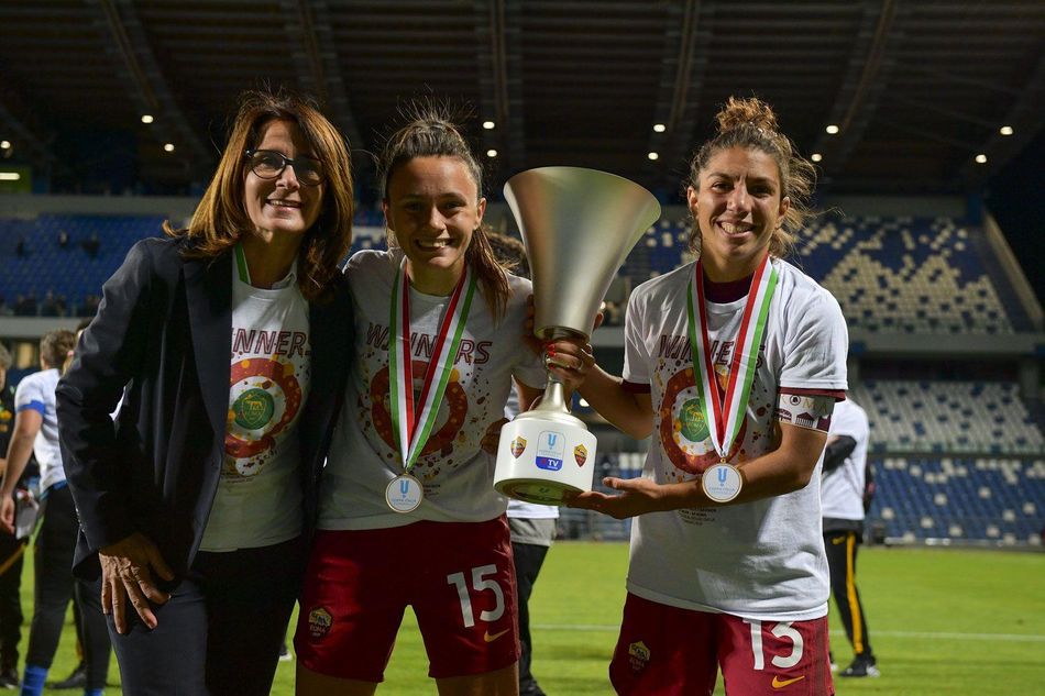 Cup winners! Players post on social media after historic triumph - AS Roma