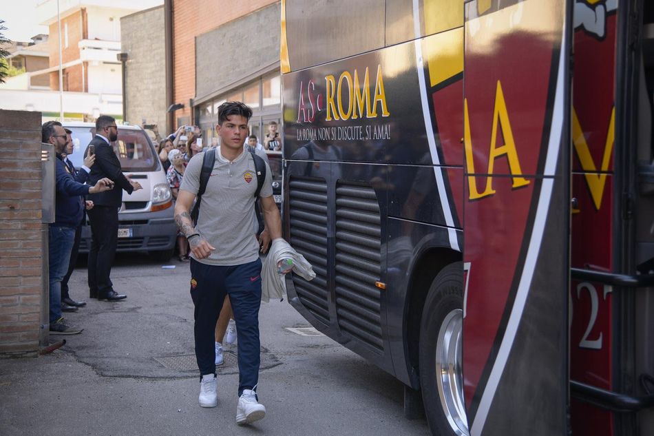 Team news: Jonathan Silva makes debut as Schick leads the line - AS Roma