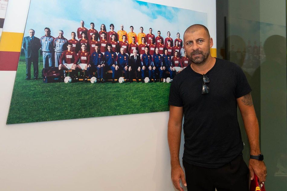 Gallery: Legend Walter Samuel visits Trigoria! - AS Roma