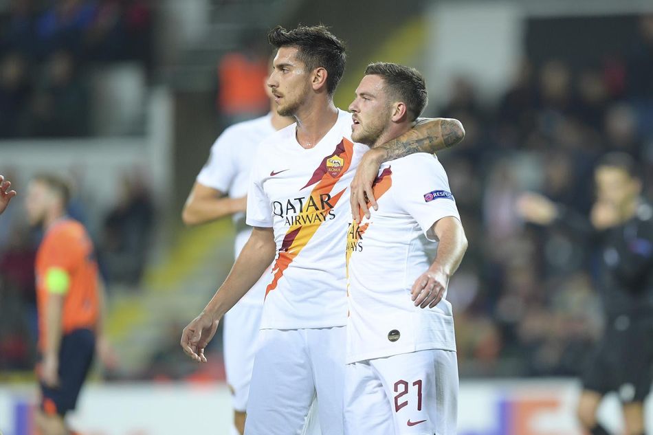 Gallery: 20 best pictures from a thrilling Europa League win - AS Roma