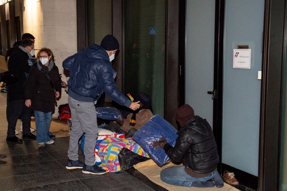 Club continues support for the homeless around Rome - AS Roma