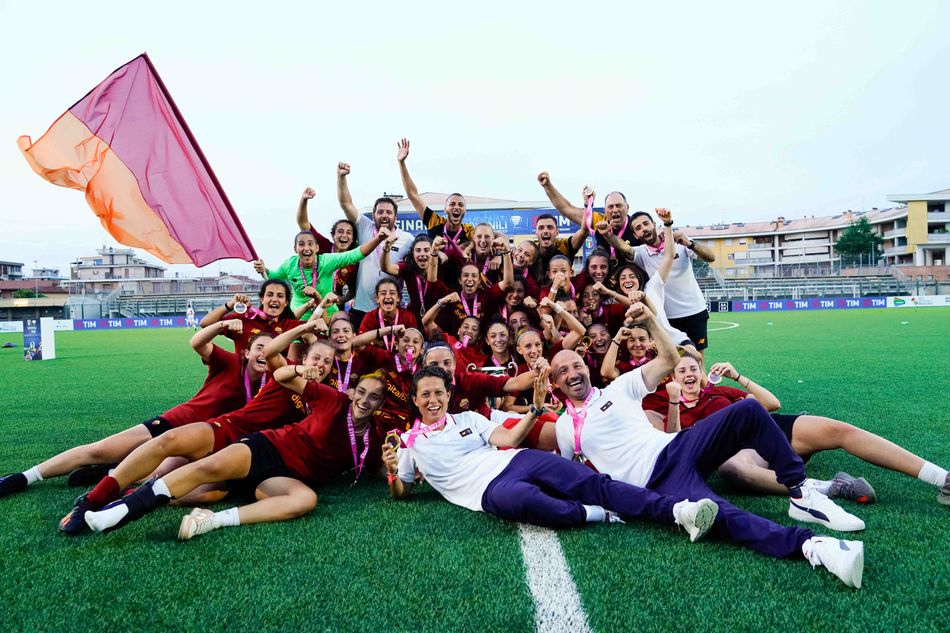 Roma Women: Under-17s crowned Italian champions! - AS Roma