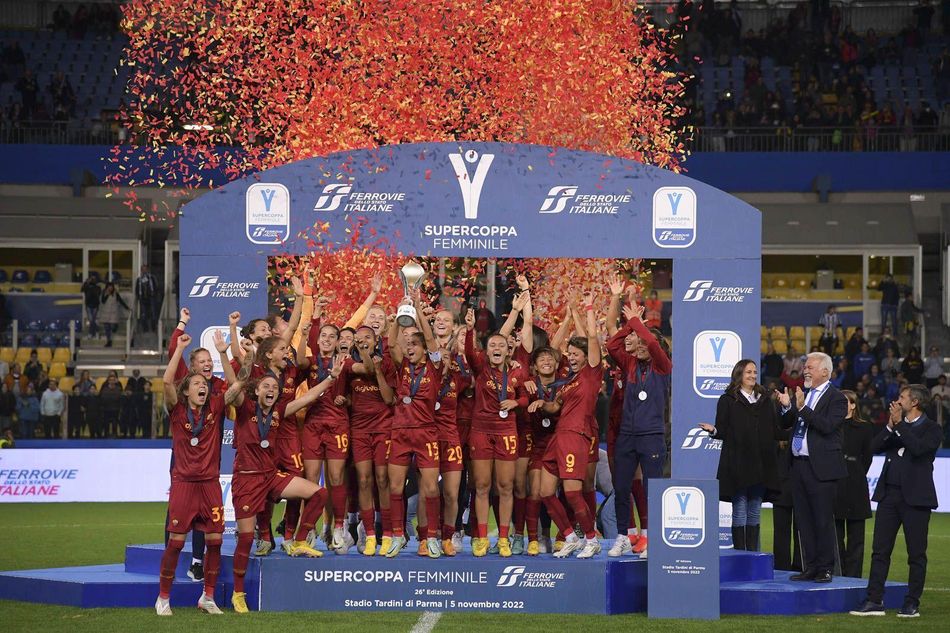 Gallery: Supercoppa celebrations! - AS Roma