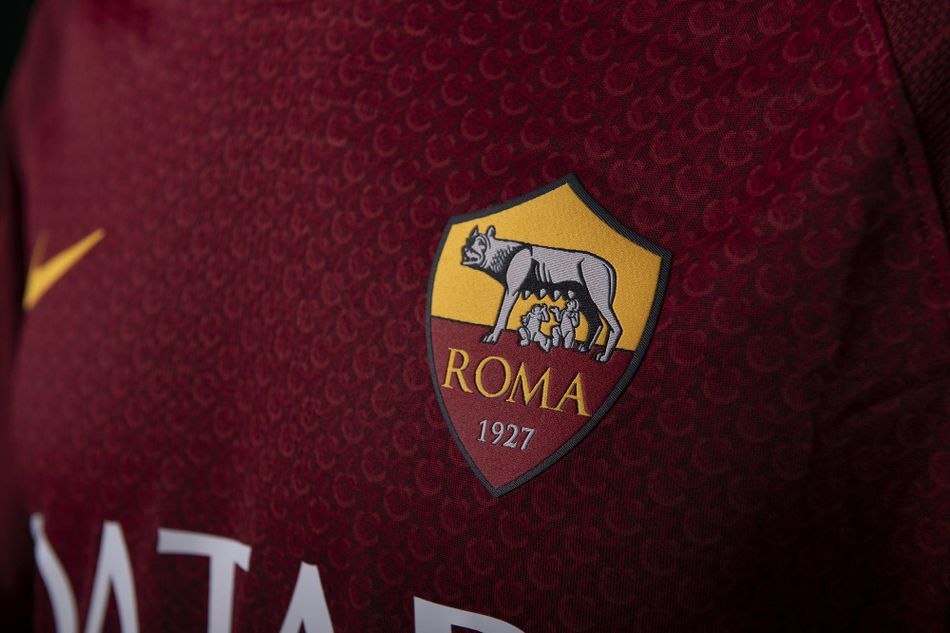 Gallery: Closer look at the new Nike home shirt - AS Roma