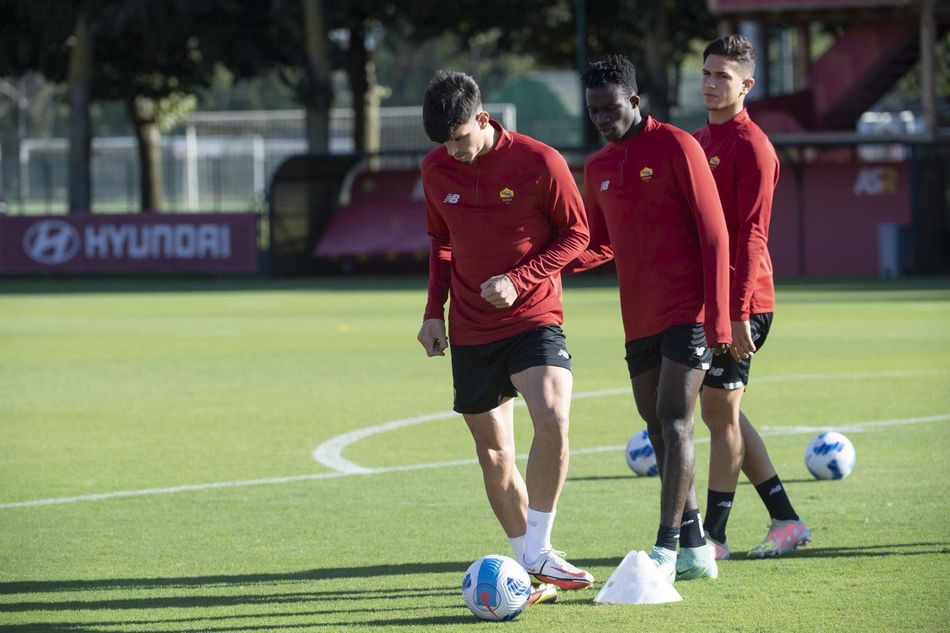 Watch: Best of Monday training - AS Roma