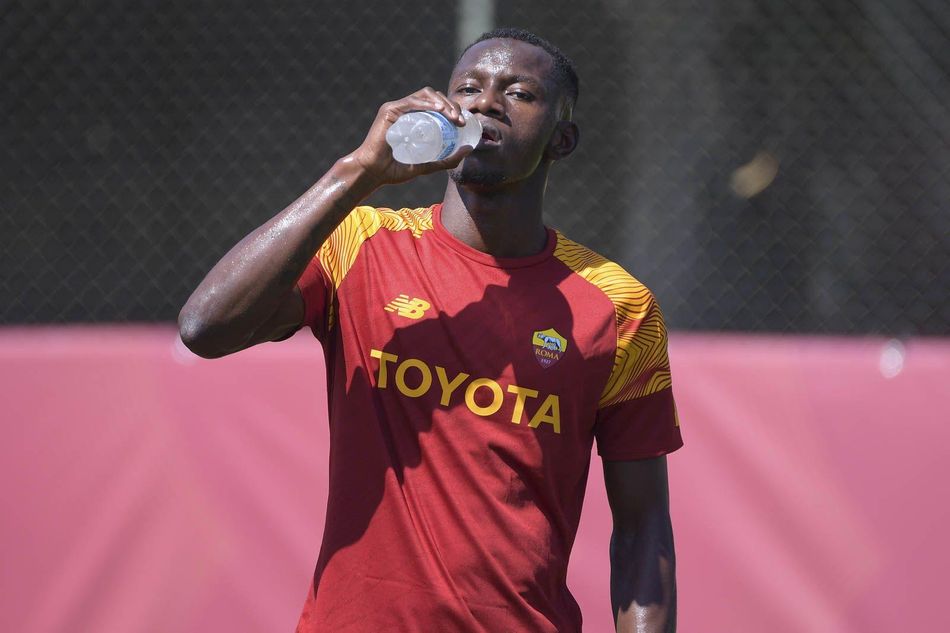 Gallery: Camara's first day at Roma! - AS Roma