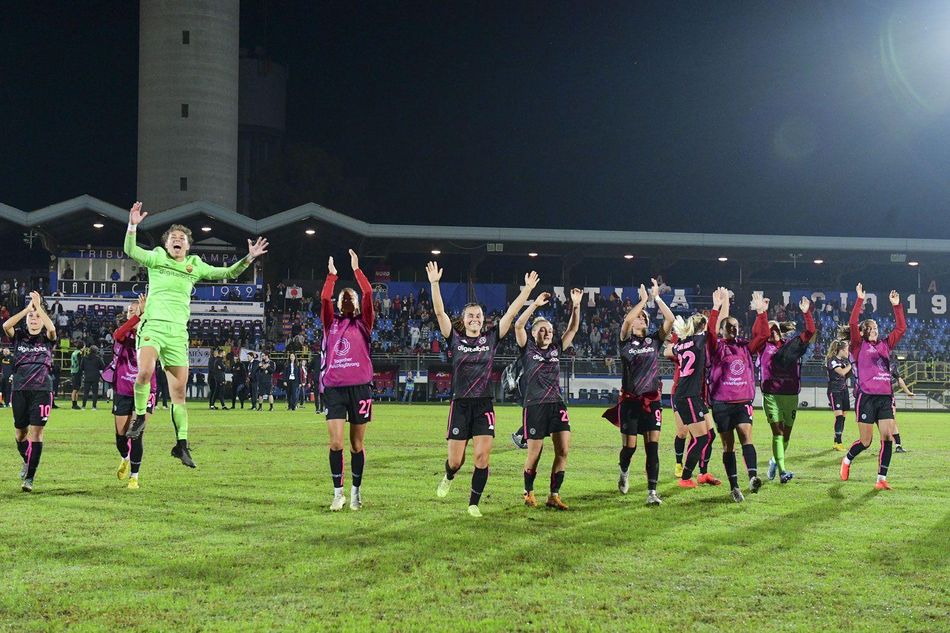 Watch: Tunnel Cam from our UWCL group stage debut! - AS Roma