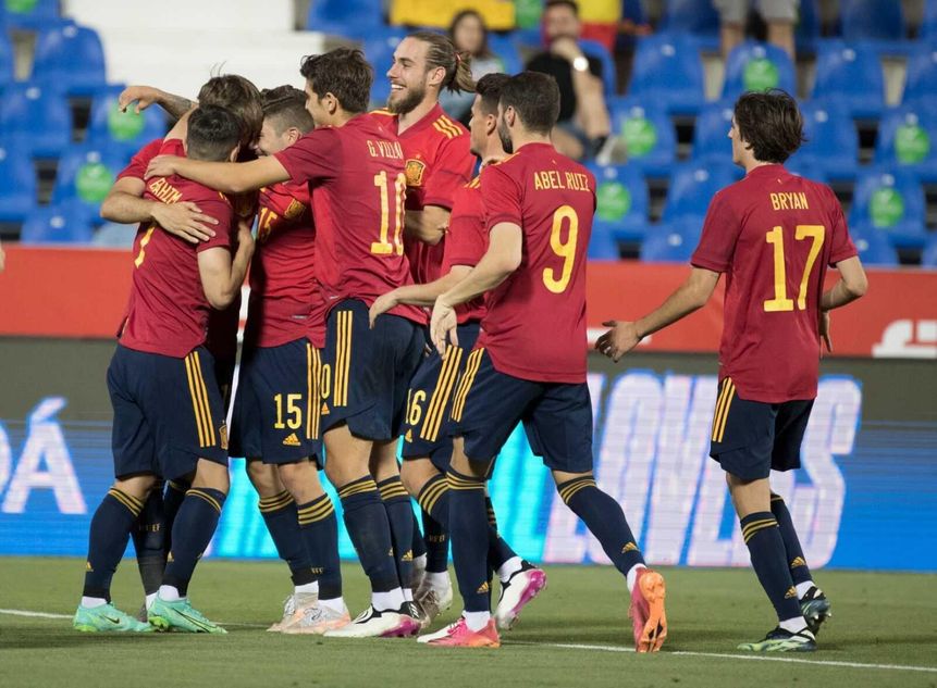 International: Villar makes Spain debut - AS Roma