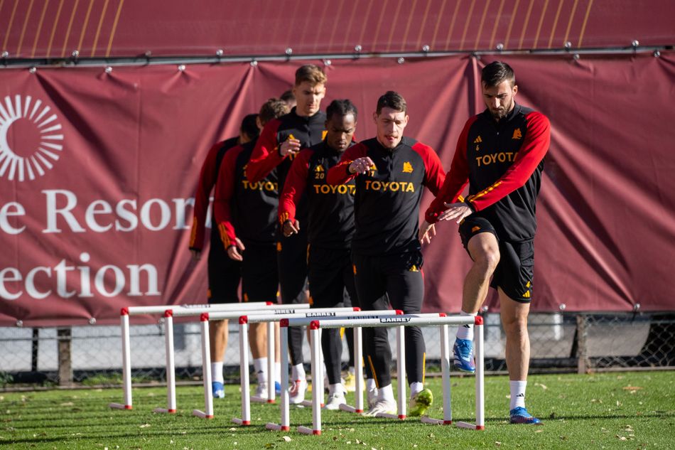 Gallery: Getting ready for Bologna test - AS Roma