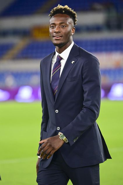 Abraham discusses life in Italy with English press - AS Roma