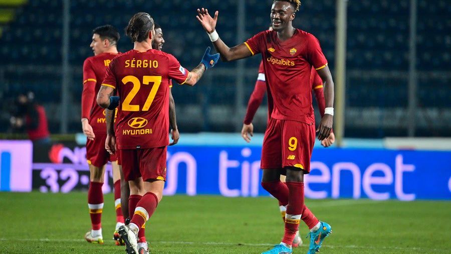 Abraham delighted to hit double figures - AS Roma
