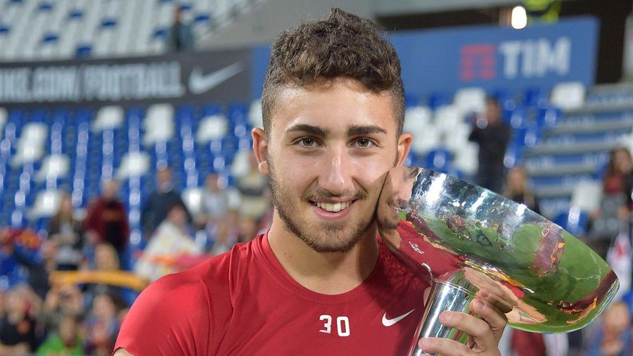 La Primavera si racconta: 8 cose da sapere su Lorenzo Crisanto - AS Roma