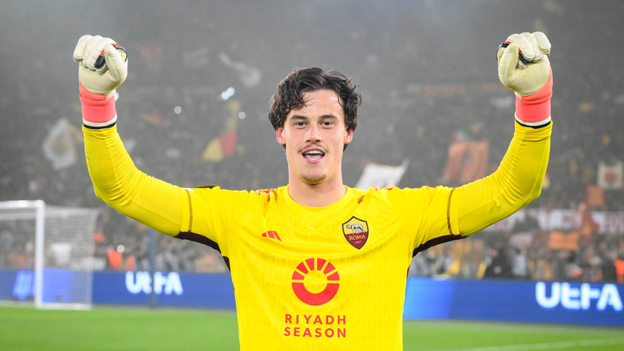 Svilar: “I have worked all my life for this moment" - AS Roma