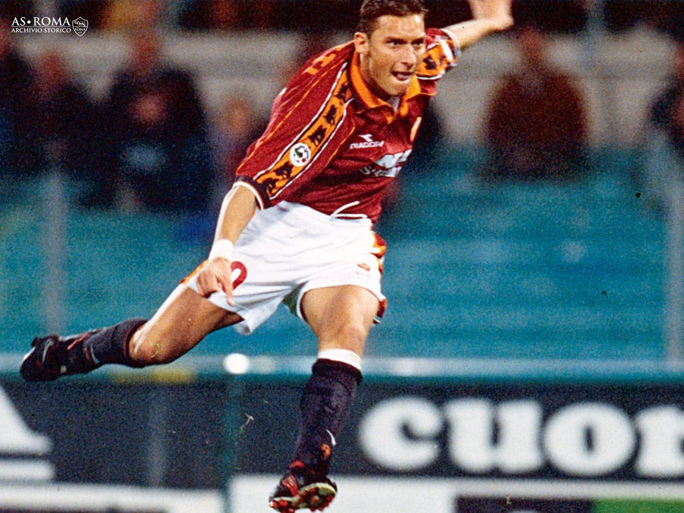 Retro Collection: 10 great photos from the 1998-99 season - AS Roma
