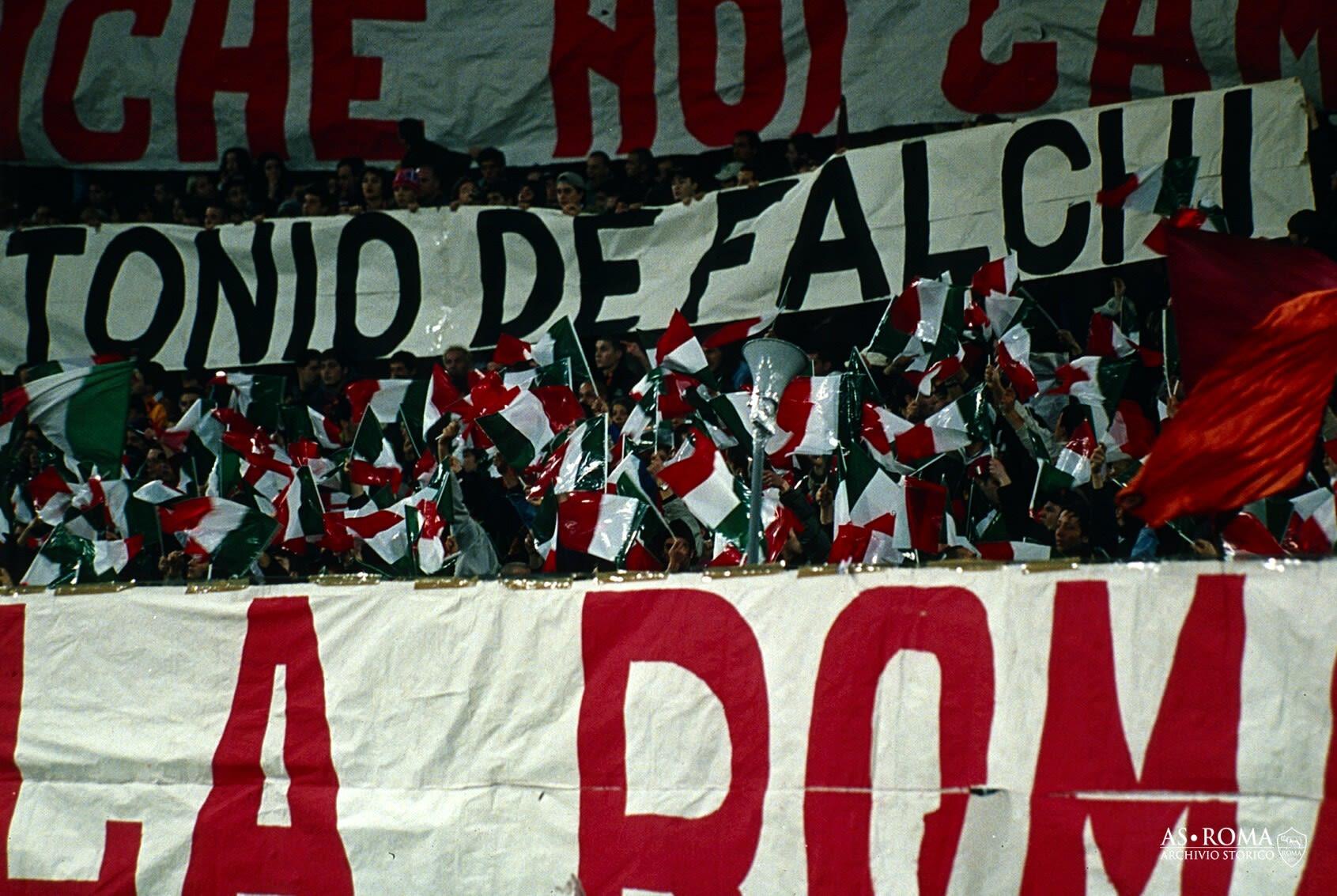 De Falchi, il ricordo perpetuo dei tifosi della Roma - AS Roma